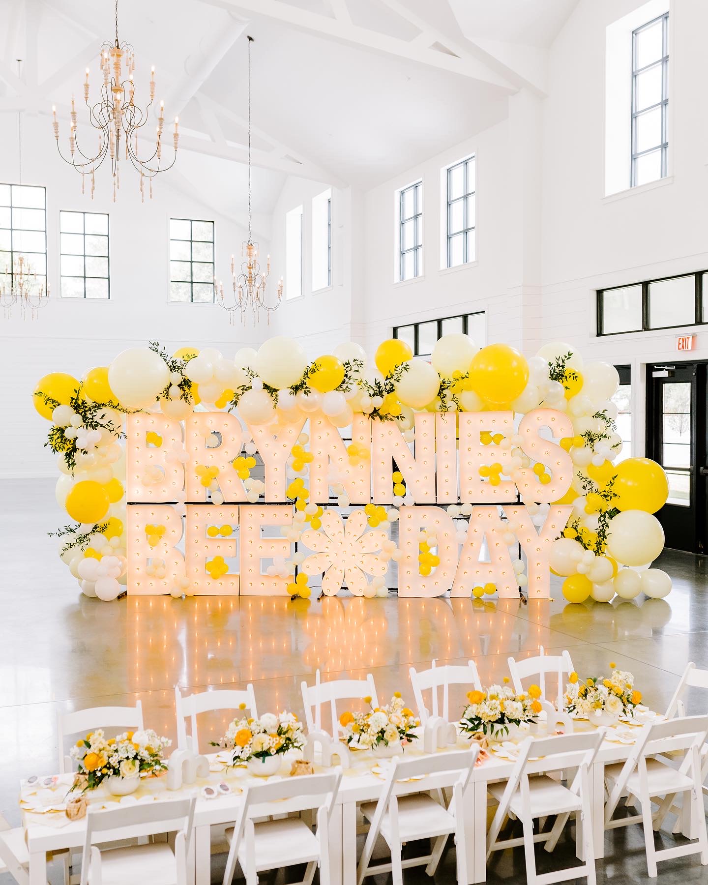 Bee Themed Birthday Party | Houston lifestyle | Jessica Crum